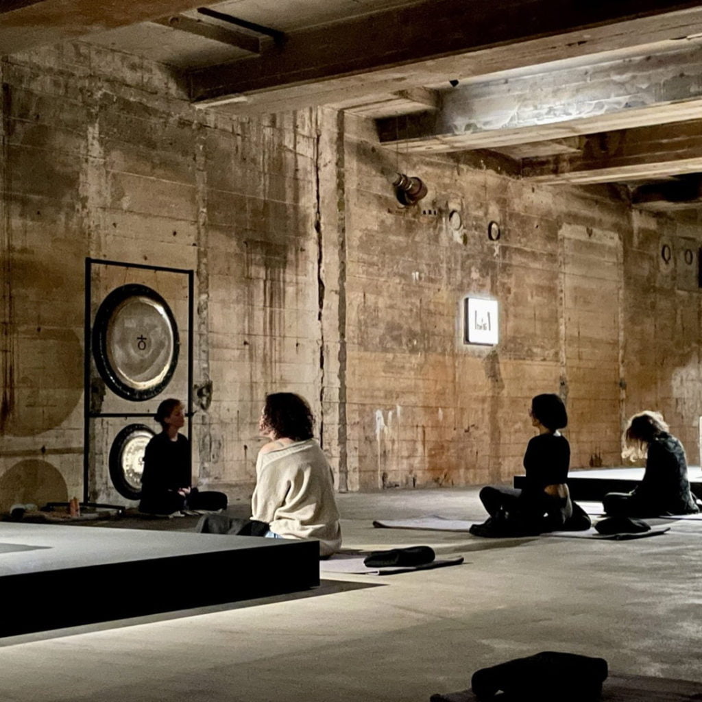 ONLINE SHOP - The Feuerle Collection